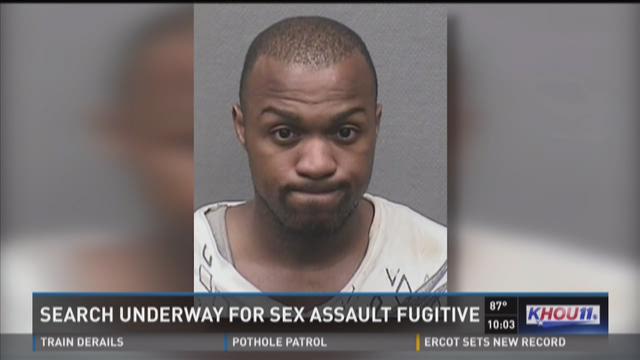 Hpd Looking For Man Accused Of Sexually Assaulting Women He Met At Bars
